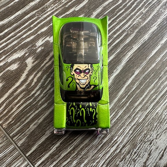 Hot Wheels | Toys | Hot Wheels Dc Comics Batman Theme Diecast Cars Cat ...